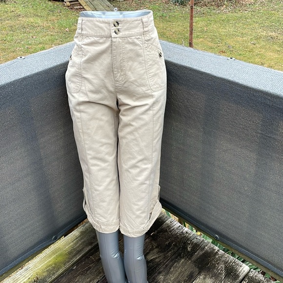 Christopher & Banks | Pants & Jumpsuits | Cute Clam Digger Capri Pants ...